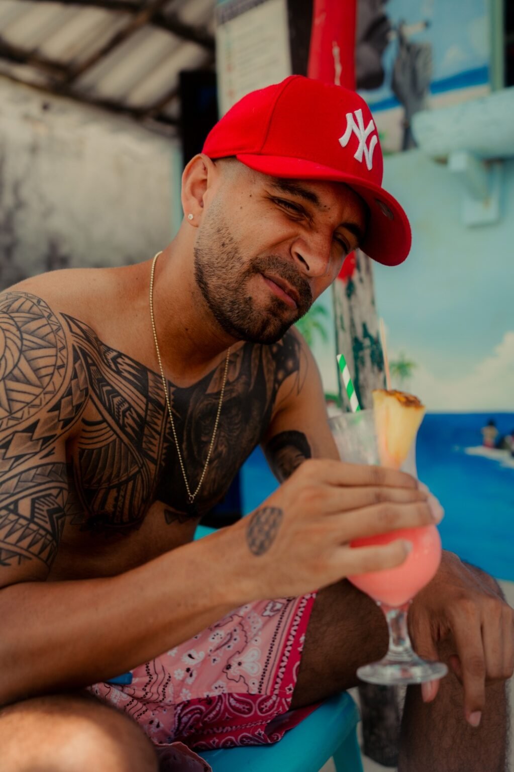 PIPE CALDERÓN, PRESENTA 'BACK 2 THE GAME' - Entre Notas y Más
